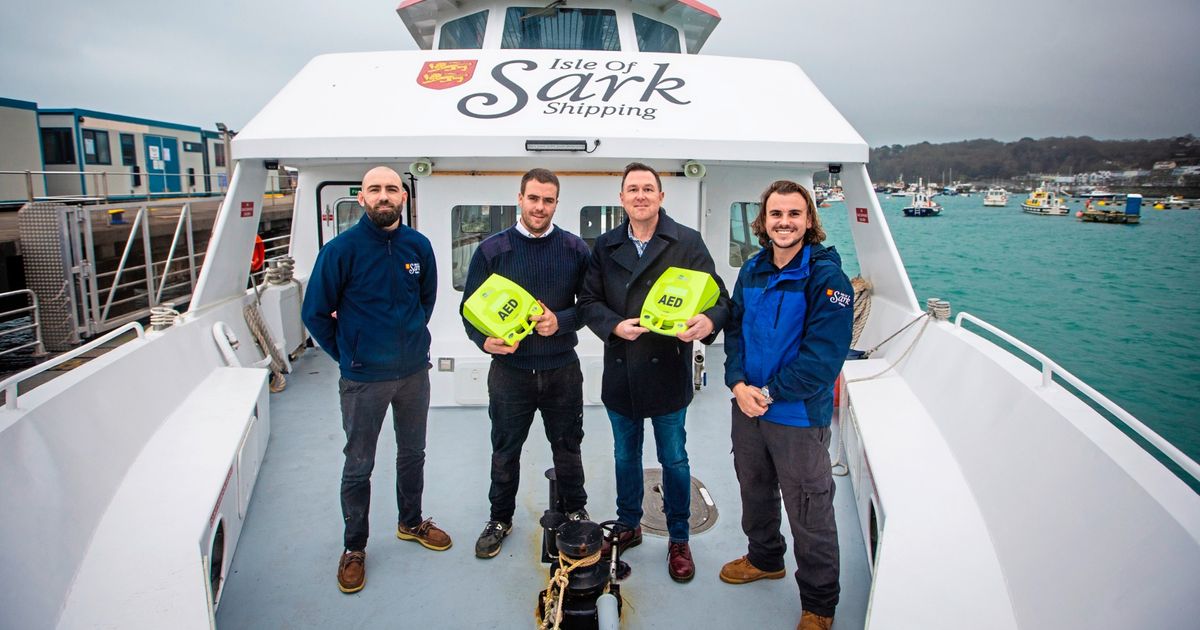 Mourant donates defibrillators to Sark Shipping
