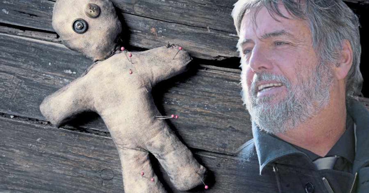 'Voodoo doll' deputy calls for more grown-up politics