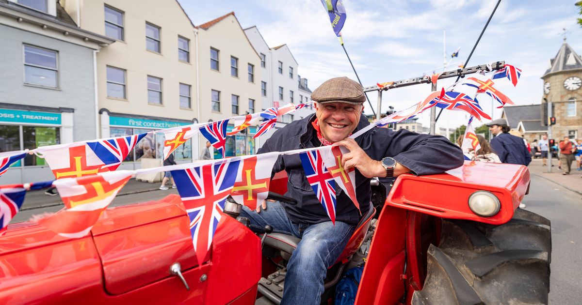 Sun shines on Guernsey’s 81st Liberation celebrations