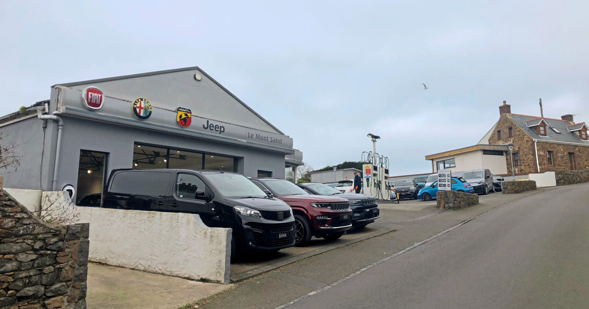 Le Mont Saint Garage ‘best site for mobile phone mast’