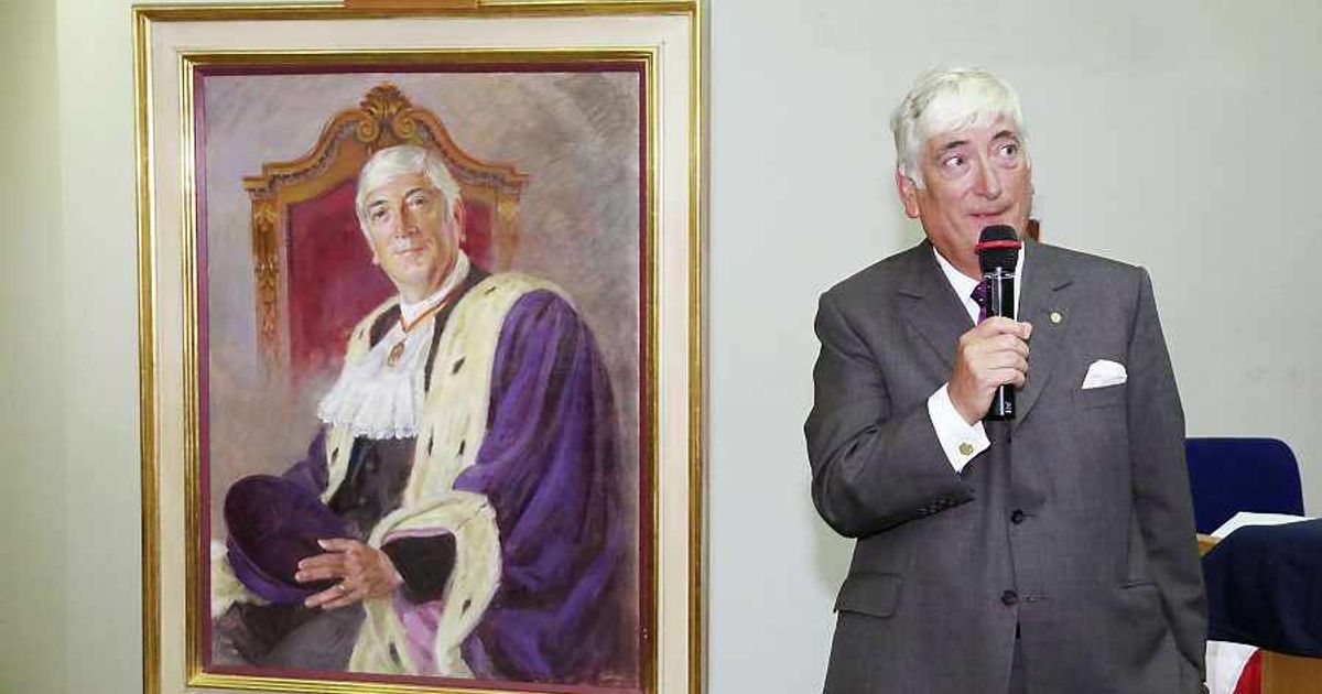 Portrait of former Bailiff is unveiled