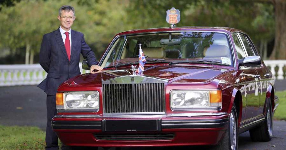 Red Rolls is Lt-Governor's new car