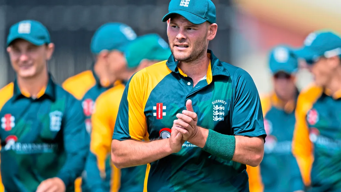 Nothing rib-tickling about captain’s injury