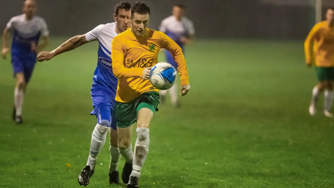 Three-horse race after day of shocks