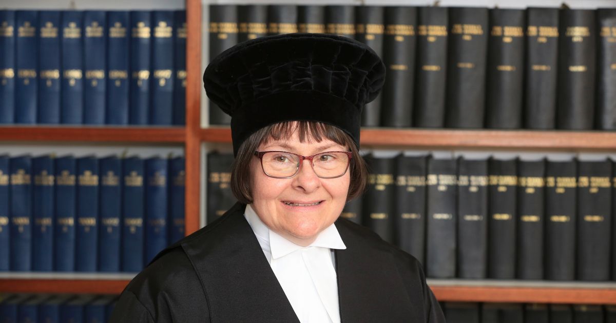 New Royal Court judge takes oath