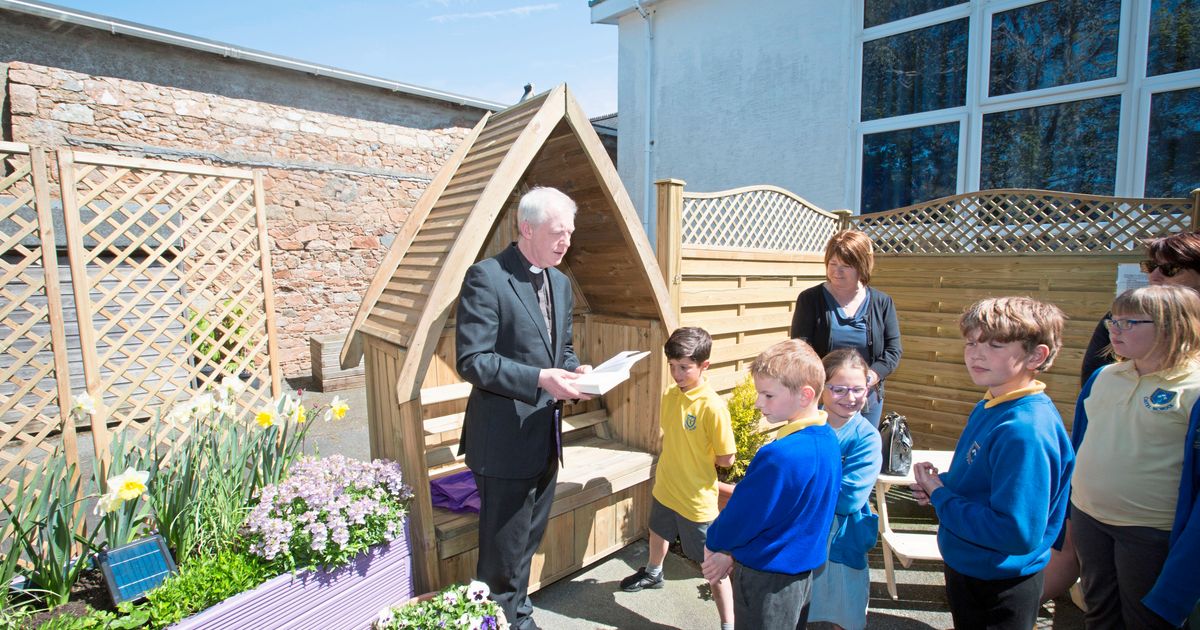 Castel Primary opens a garden of reflection