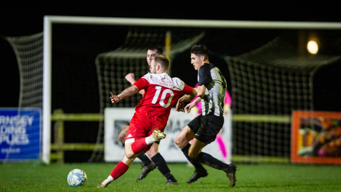 Melrose at the double as Sylvans reach semi-finals