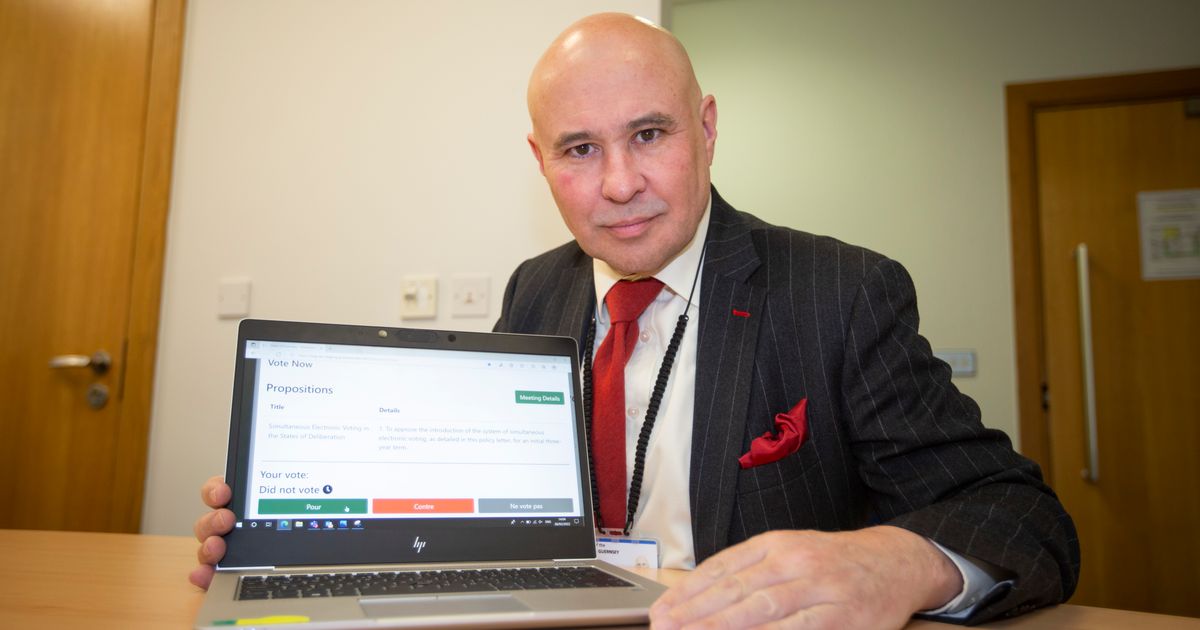 States ‘enters 21st century’ with electronic voting