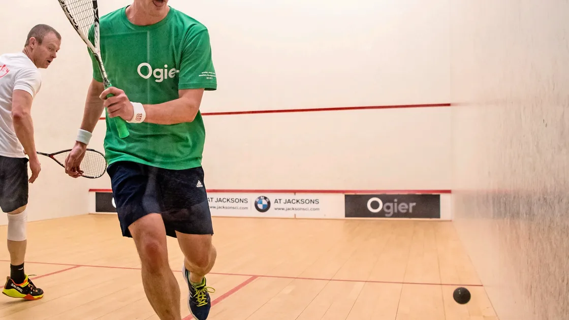 Birch and Dodd claim island titles