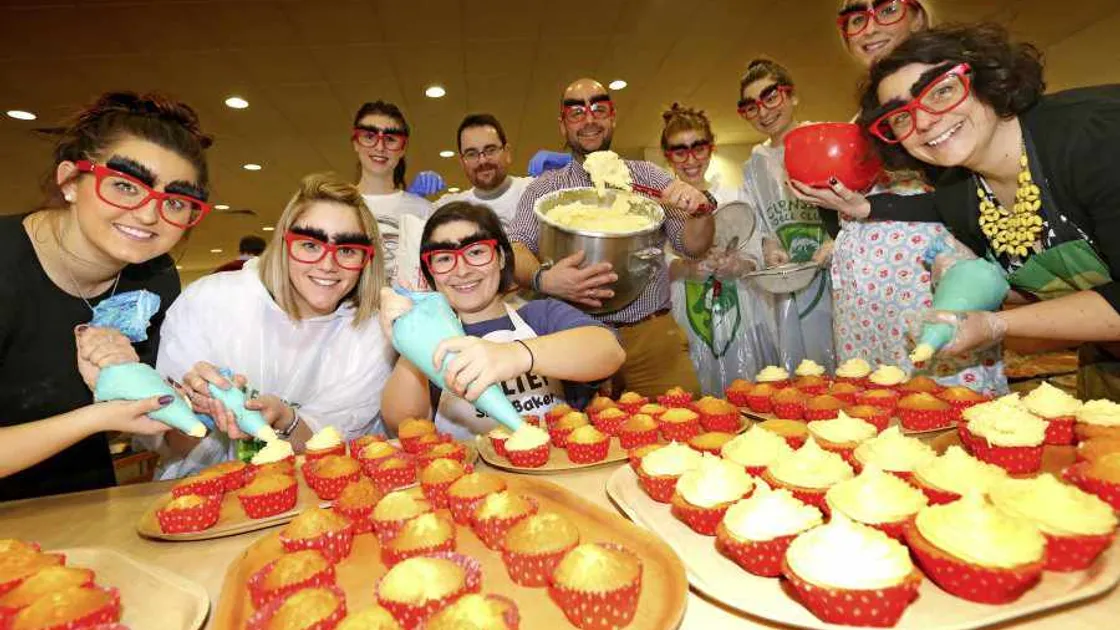 Island goes cake crazy for Comic Relief