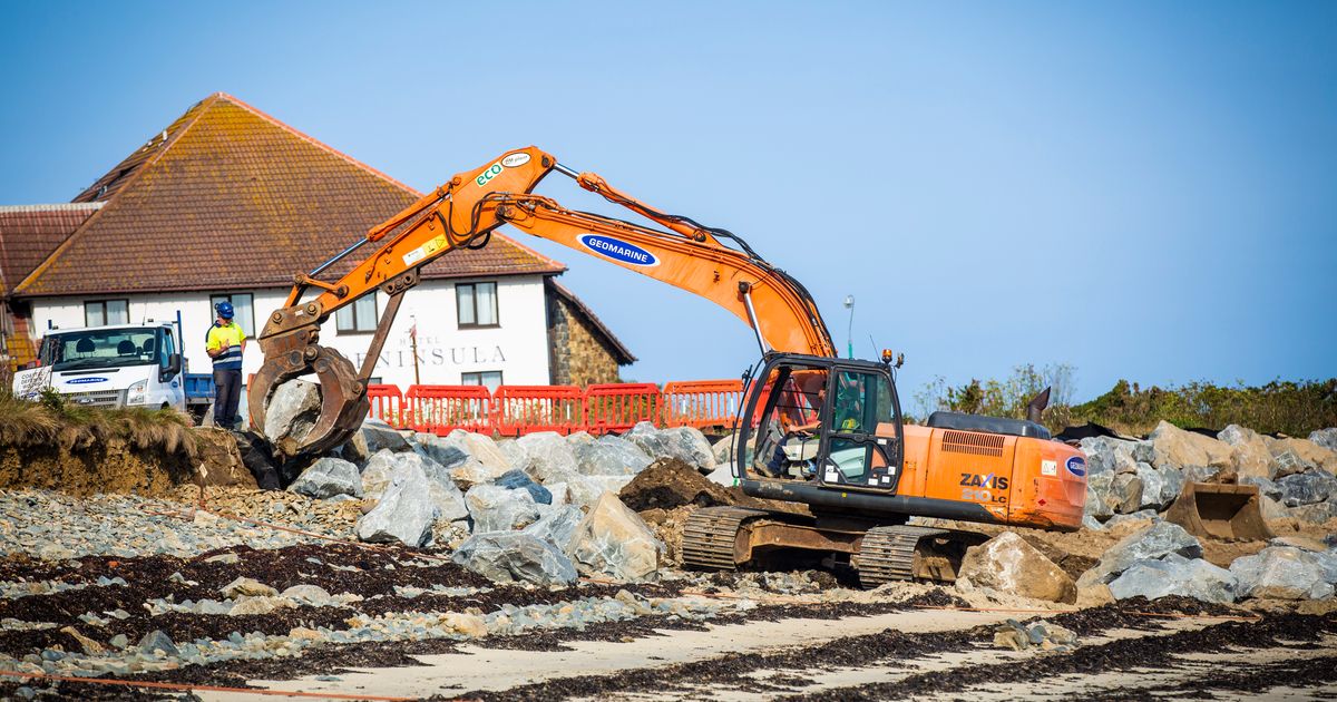 Protective boulder armour placed at Rousse