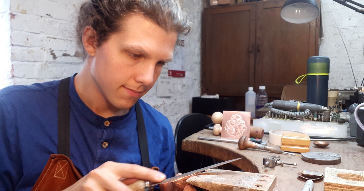Silversmith gains place at UK’s largest event