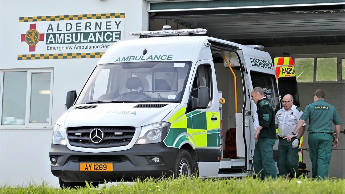 Alderney ambulance crew agree to go back to work if chief reinstated