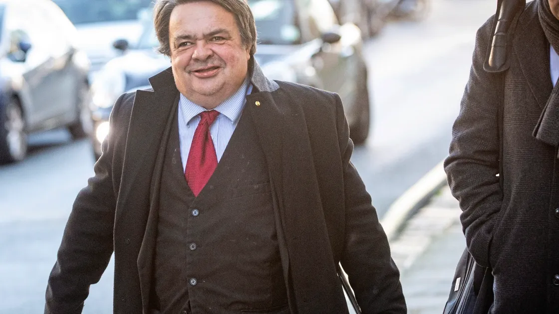 Long-service deputy foresees party splits