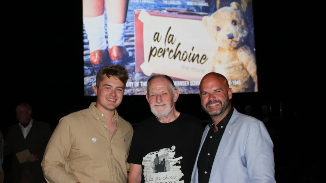 Big screen evacuation musical sends islanders home happy