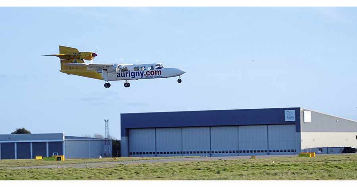 Islanders offered a chance of final Trislander flights