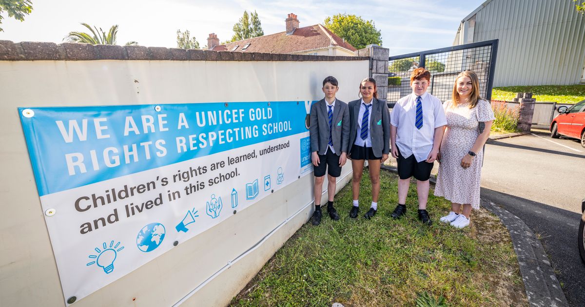 Les Voies School achieves a rare Unicef gold award