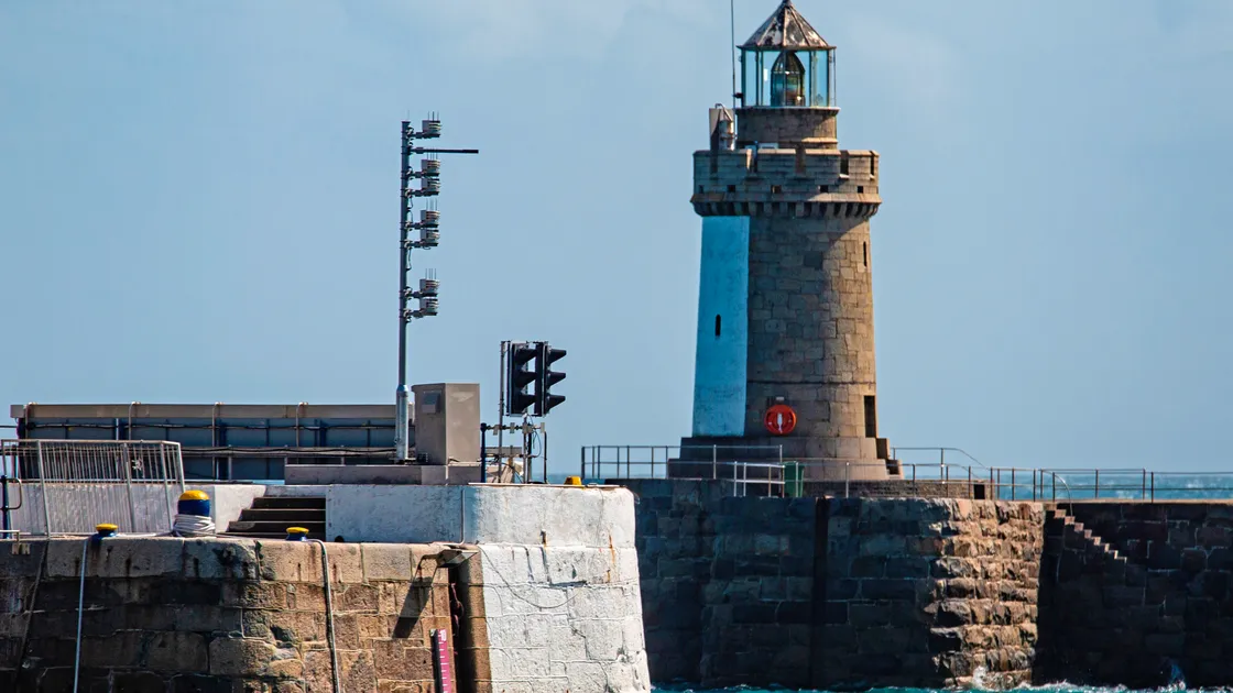 Harbours to get new port signals system
