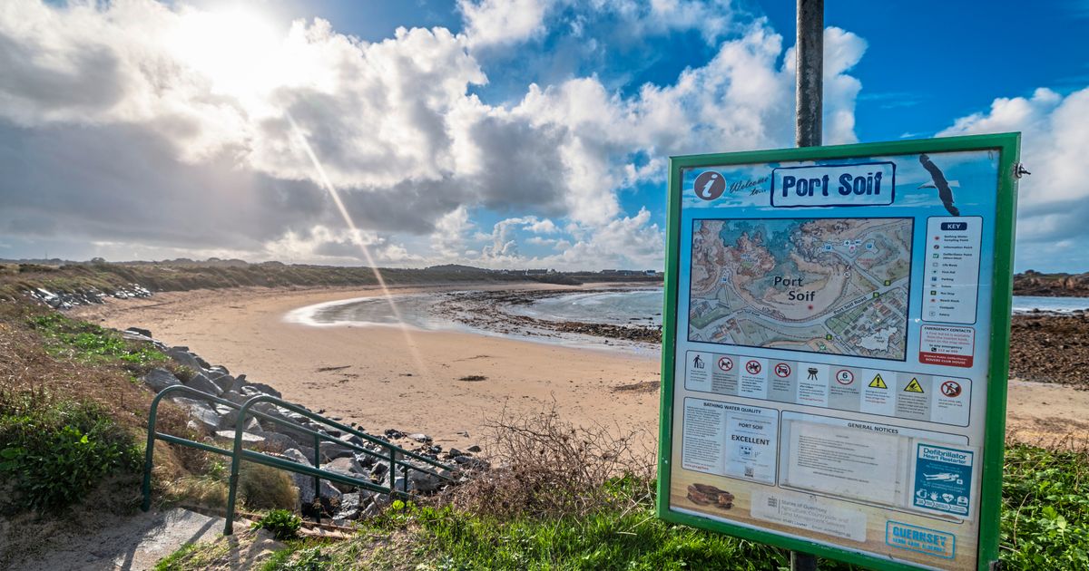 Port Soif is the cleanest of Guernsey’s clean beaches