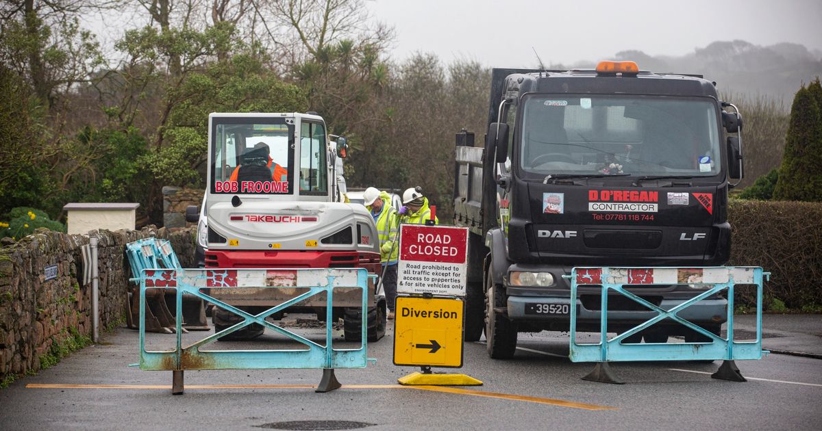 Guernsey Water deliver bottled water to residents after water main burst