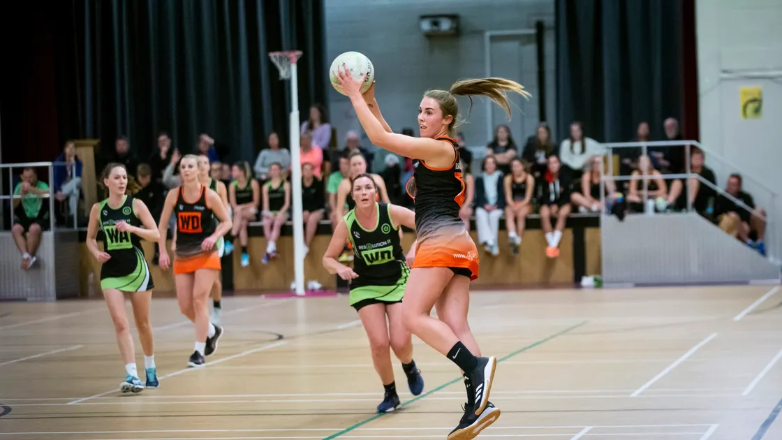 Blaze strike an early blow against defending champs