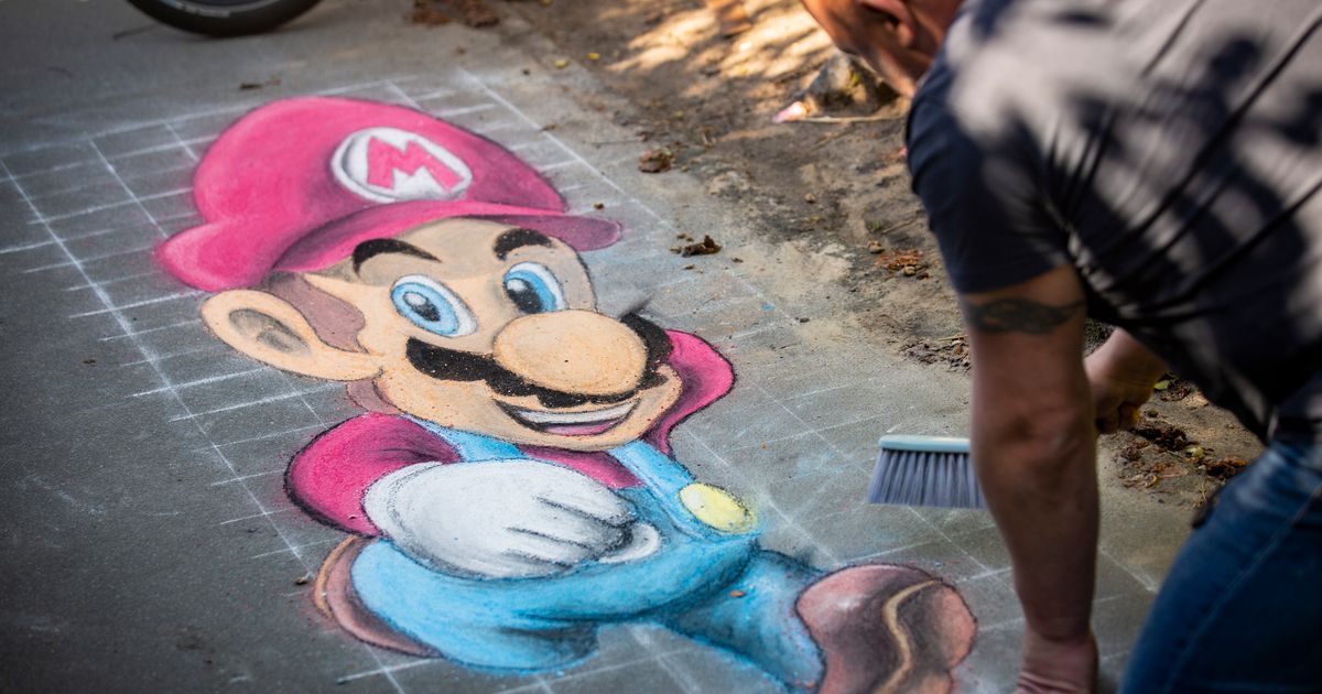 Ross chalks up a super Mario