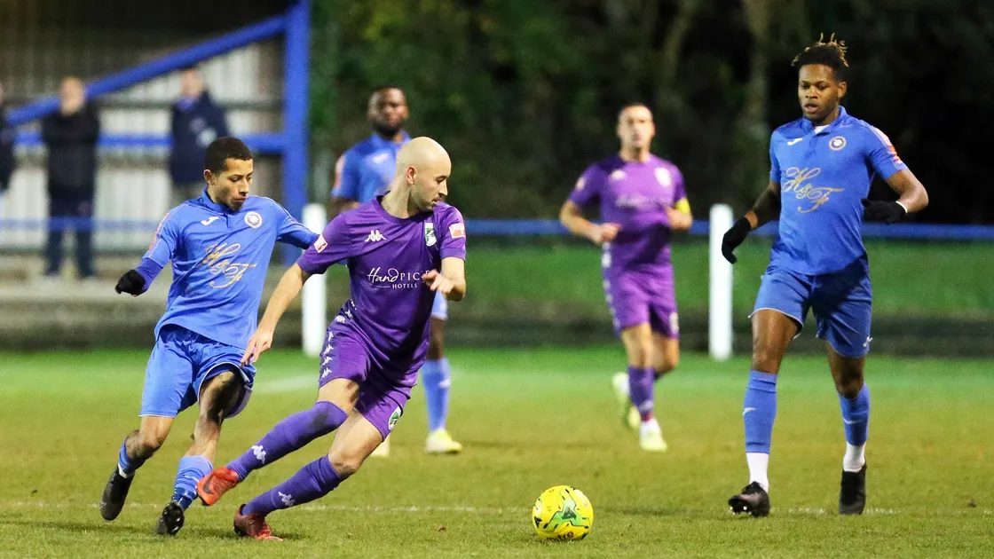 Green Lions hit for six at Marlow