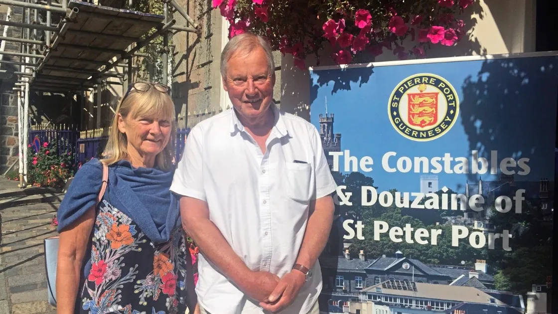 People in Town raise issues with constables