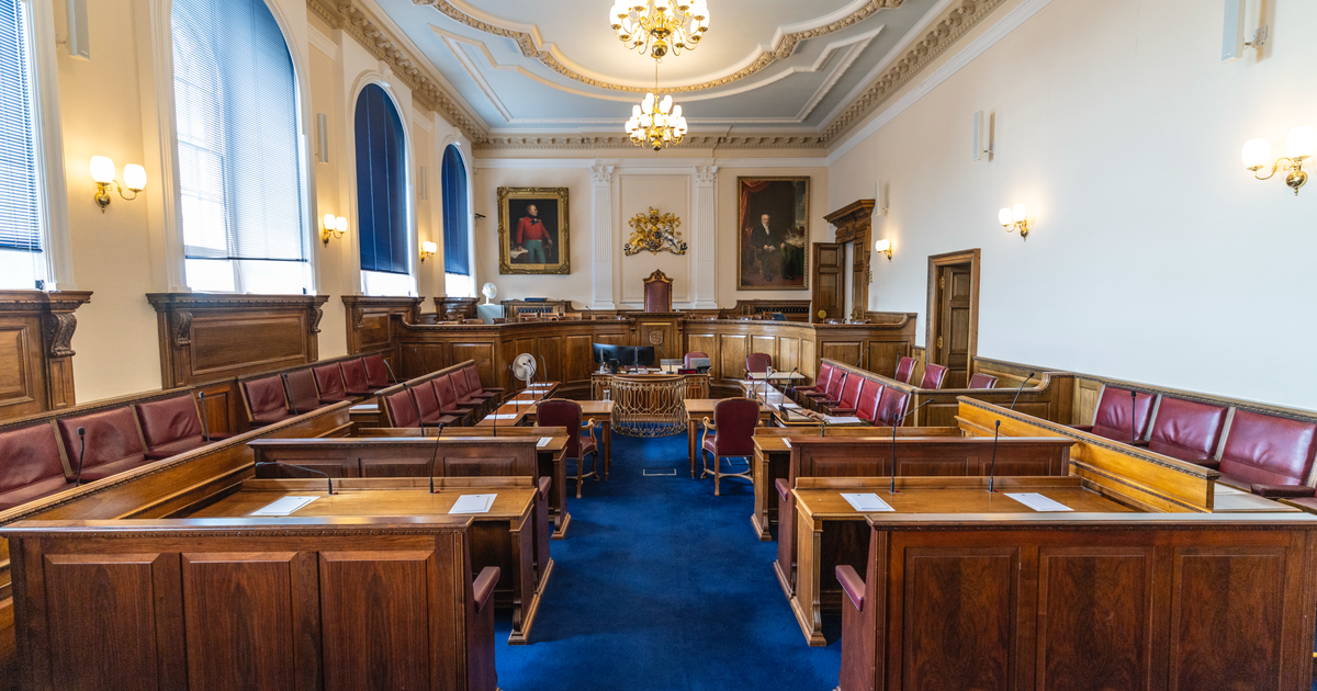 Five deputies up for vacant role on P&R