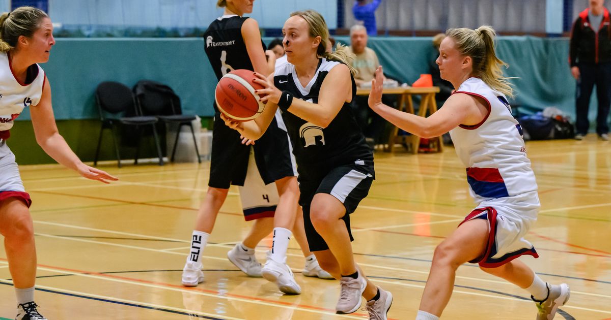 Important win for Ravens in title race