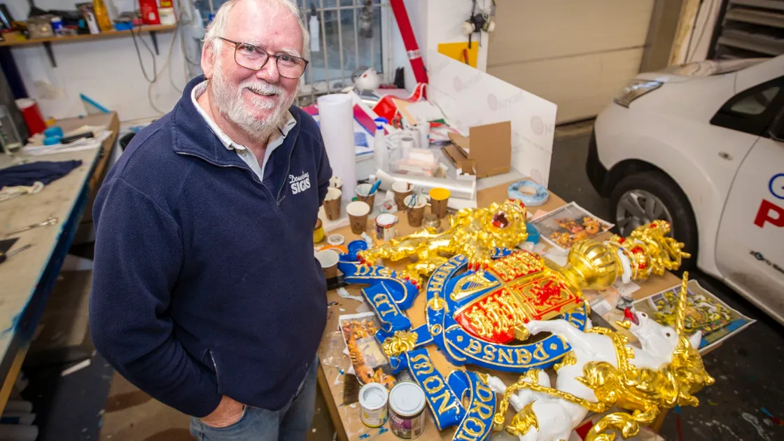 Royal Court crest now looks as good as new