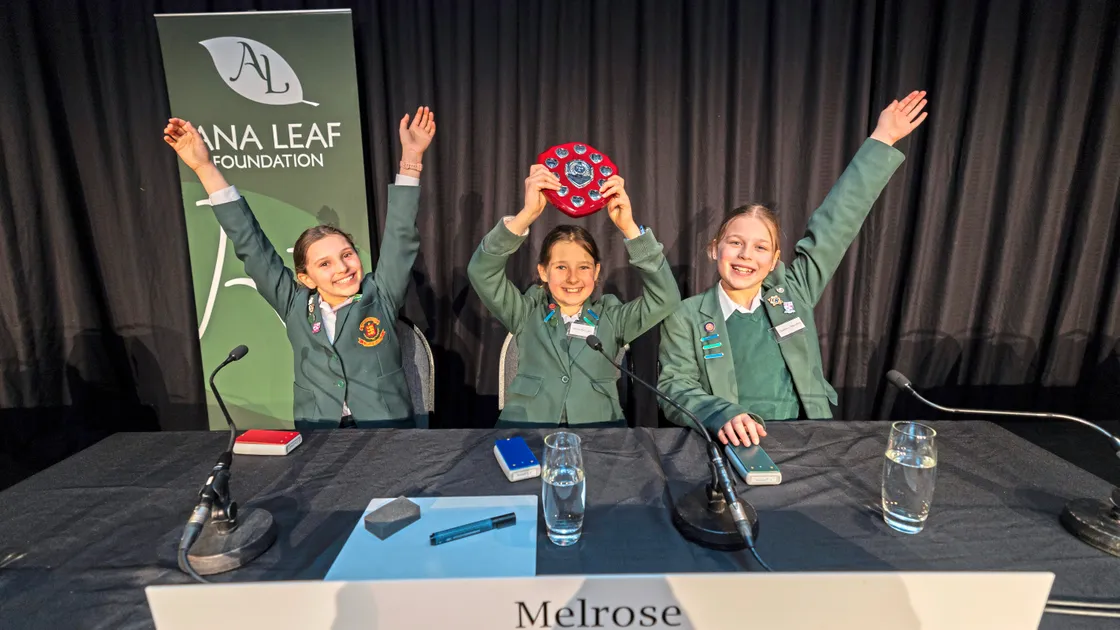 Melrose Year 6 win de Putron Challenge