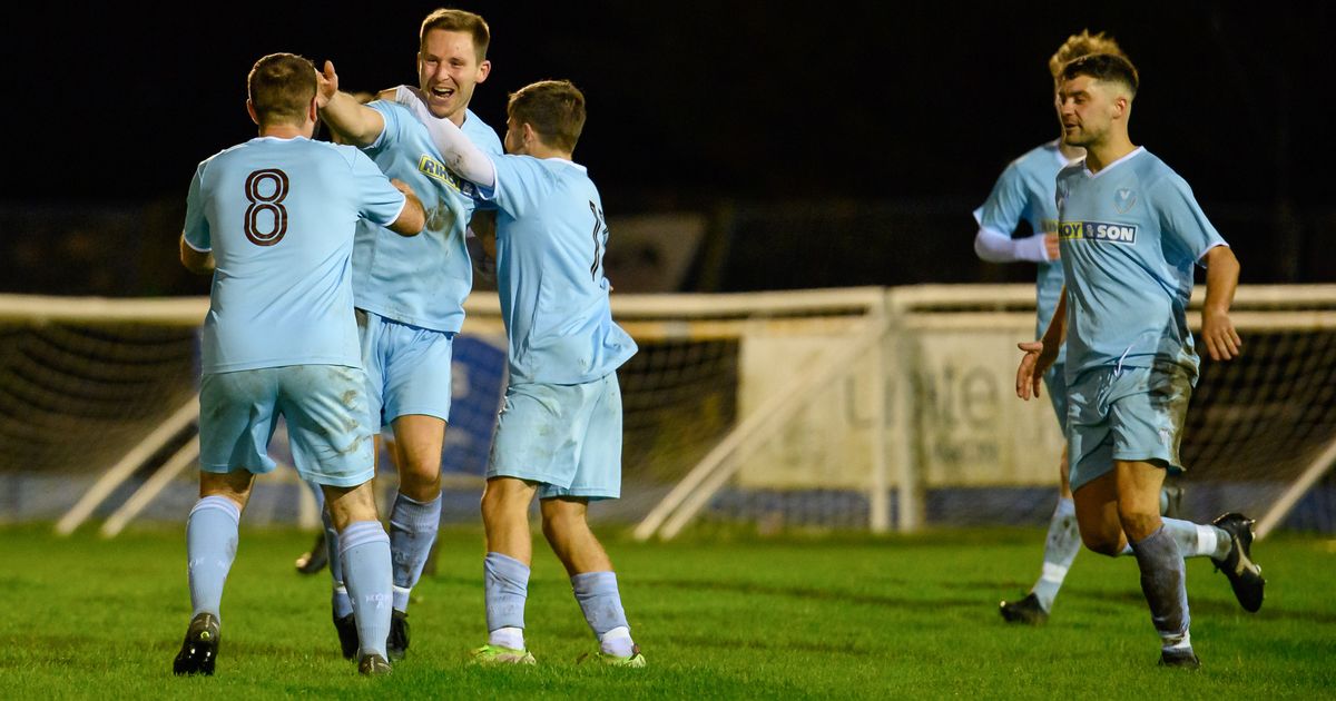 LISTEN: Grand Fort pair keep the heat on the leaders