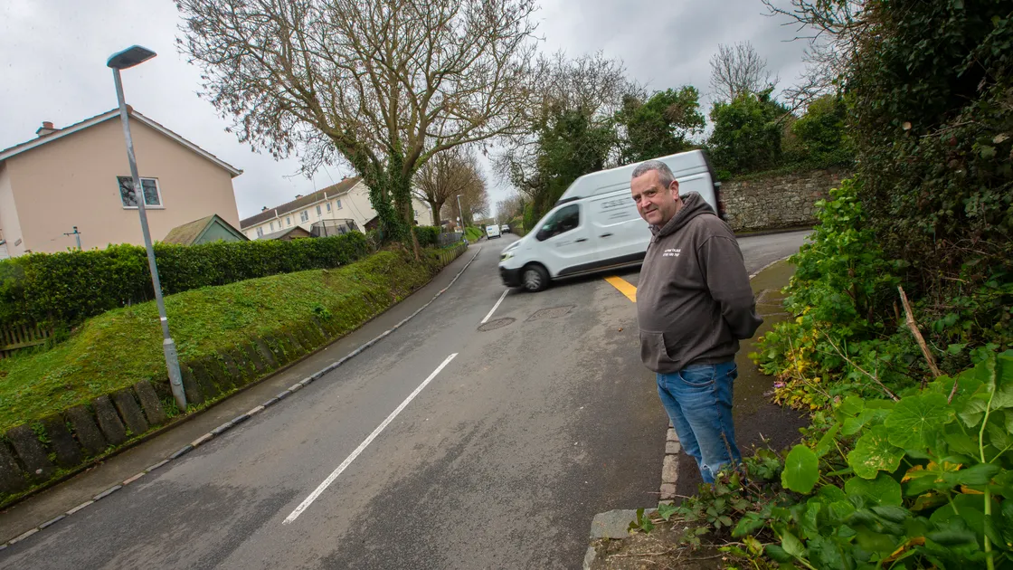 Lack of traffic mirror at Rectory Hill ‘accident waiting to happen’