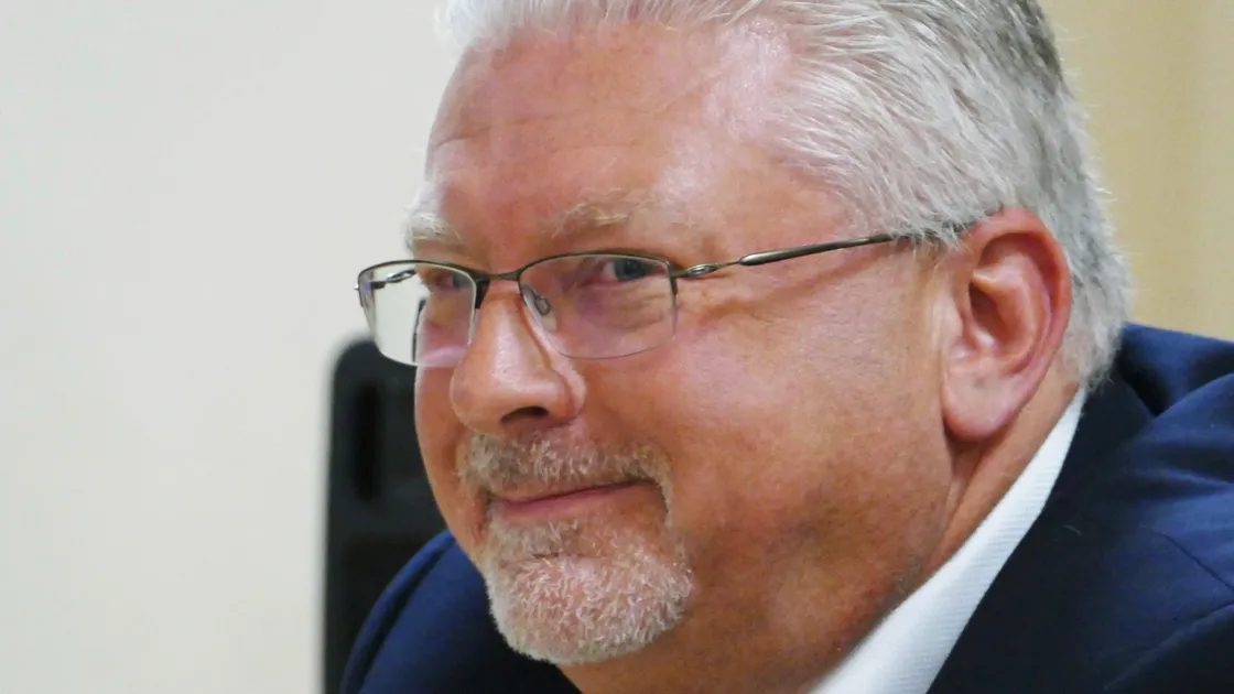 Alderney chief executive quits