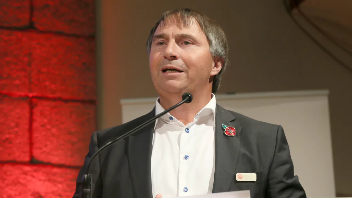 Charities ‘could deliver on States-run services’