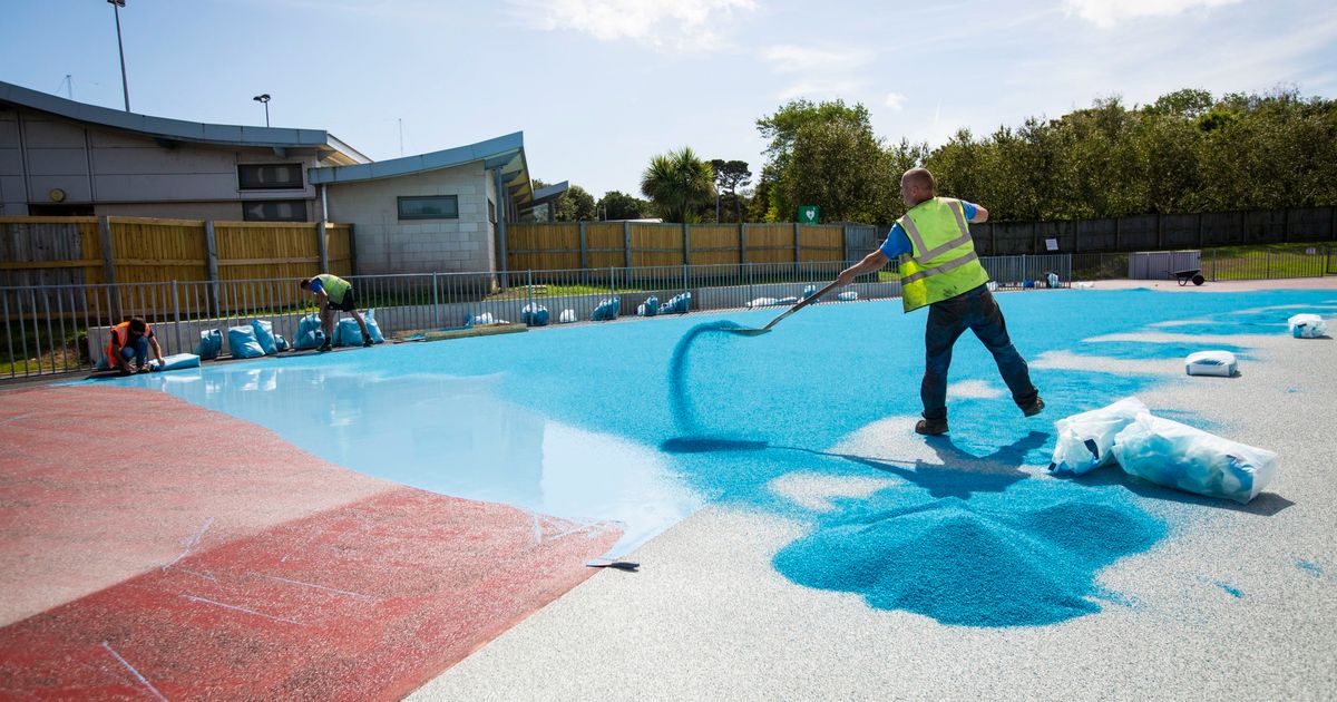 Footes Lane track turns blue