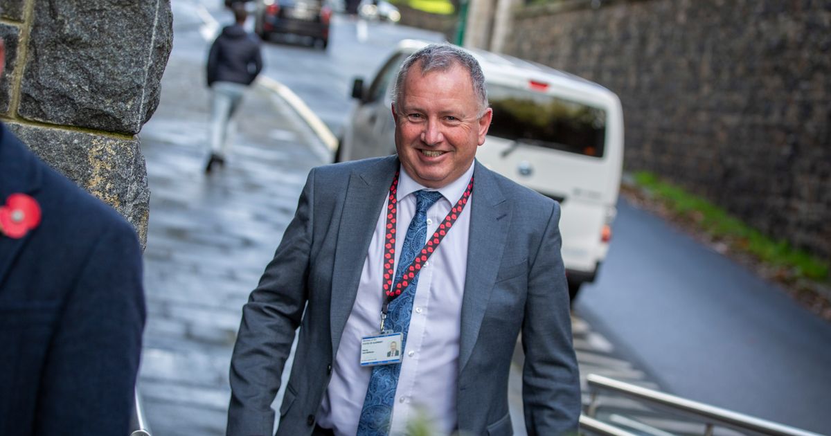 Deputy leads move to save Bailiff’s role in Assembly