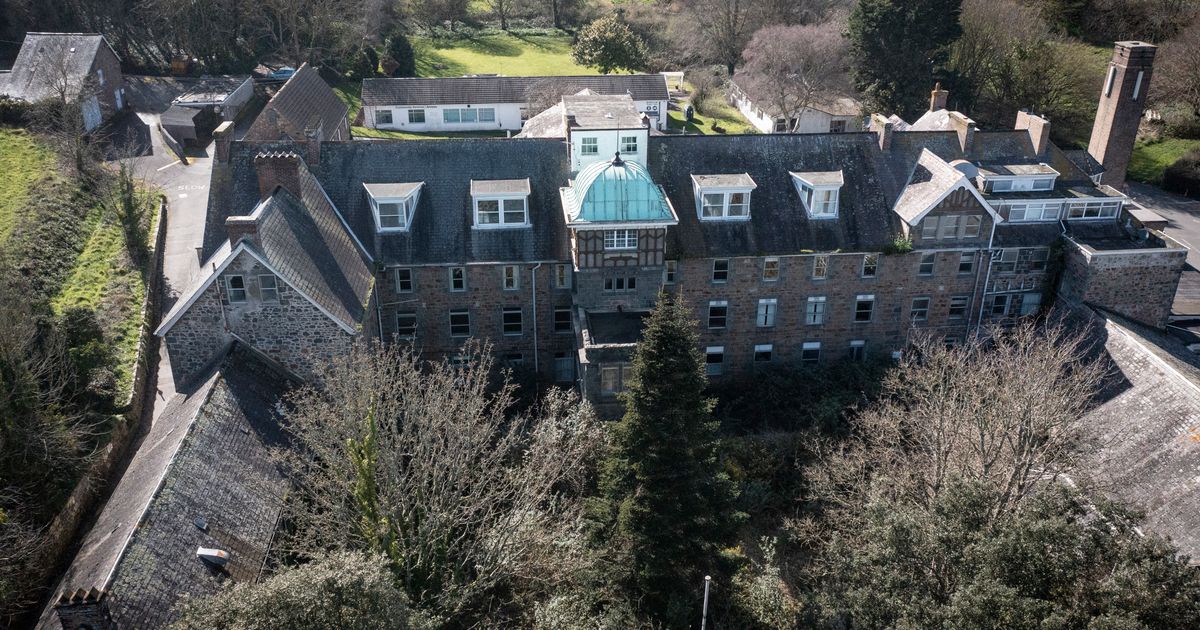 Queripel wants States committees included in derelict properties tidy-up