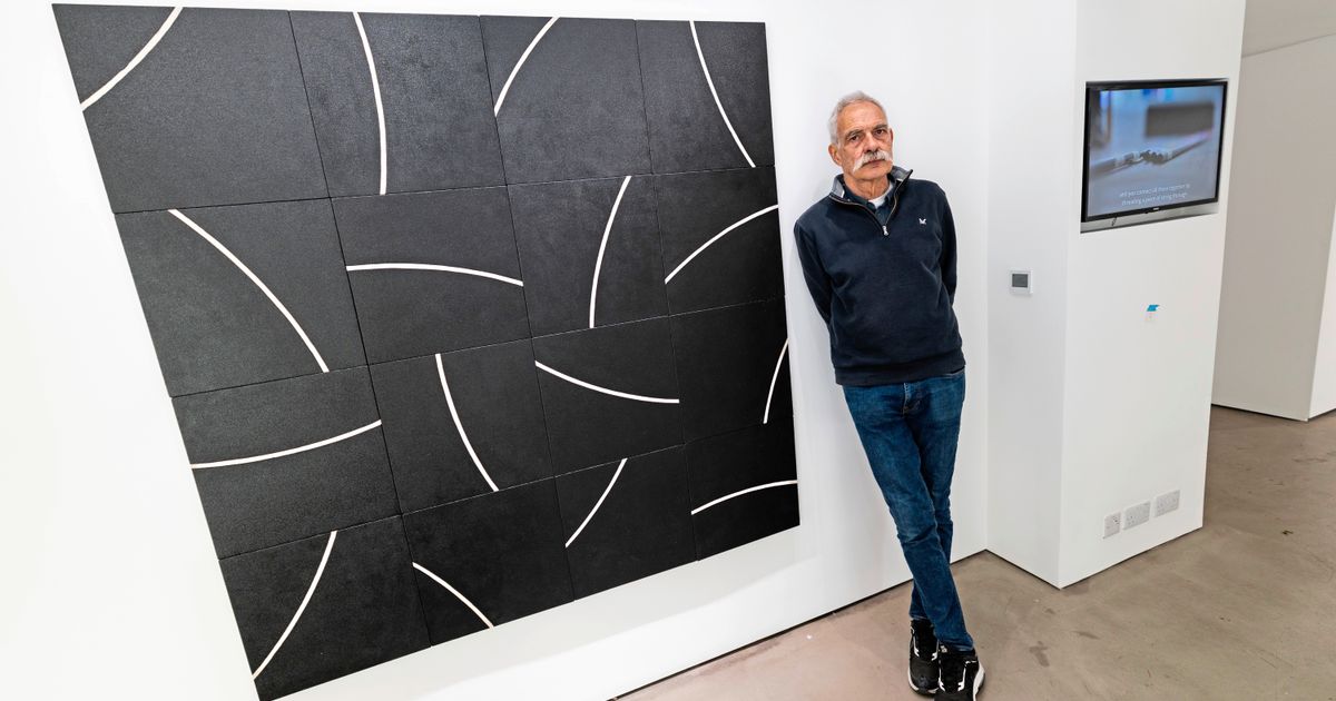 The circle line - Eric Snell returns home with new exhibition