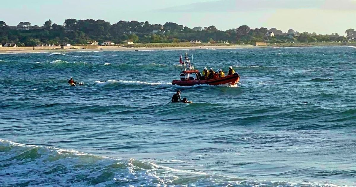 Surf school boss rescues young swimmer at Vazon