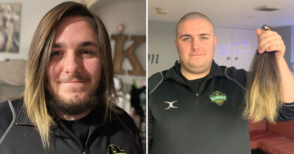 Conor loses the locks for Cancer Support