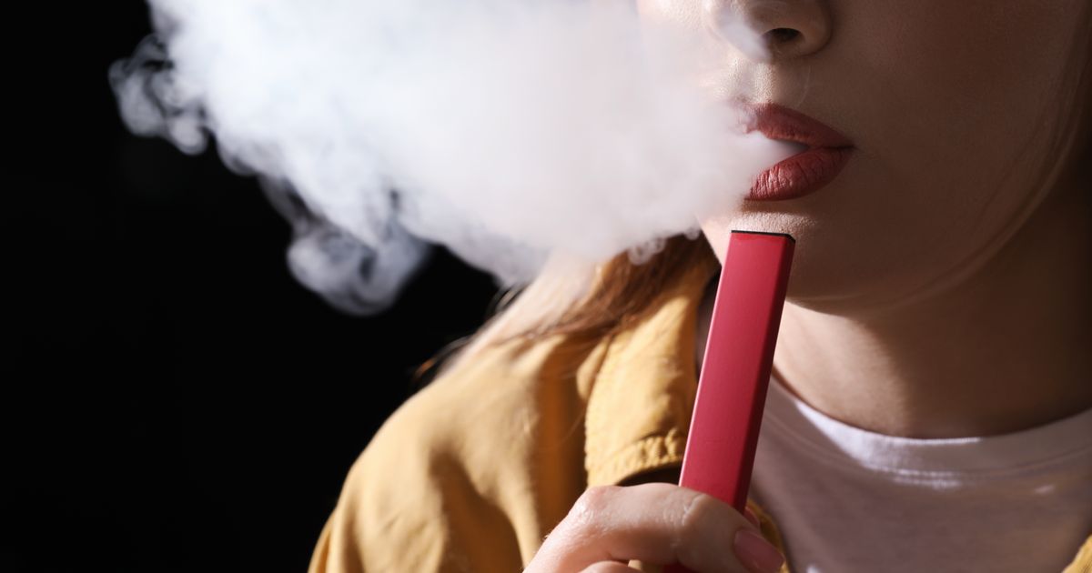 Year 10 girls most likely to vape at high schools