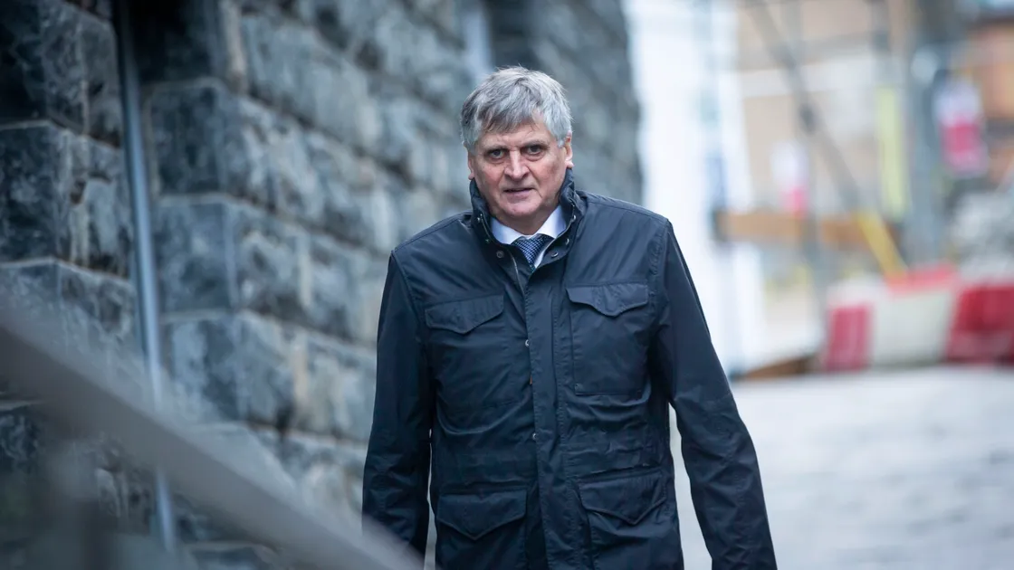 Support to cut through red tape