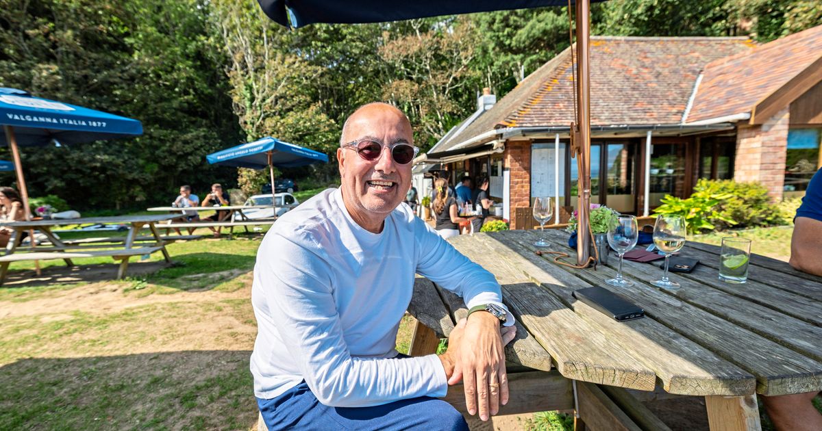 Fermain Beach Cafe patrons toast tenants’ court victory