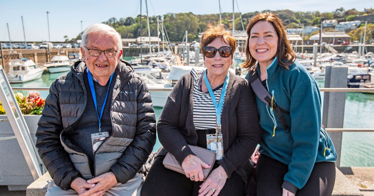 Potato Peel Pie cruise ship fans see island for real