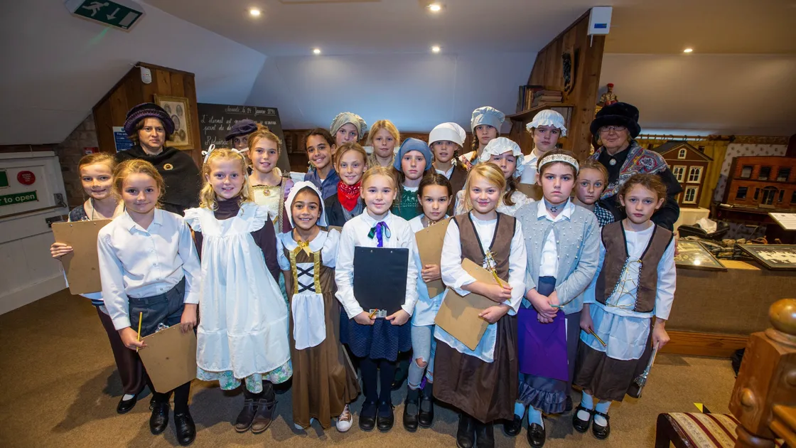 Melrose pupils learn lesson Victorian style