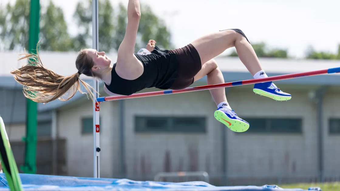 Record-breaker Amelie is ahead of schedule with 200m mark