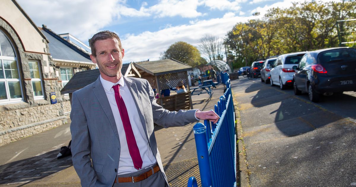 Castel School gets good ratings across the board
