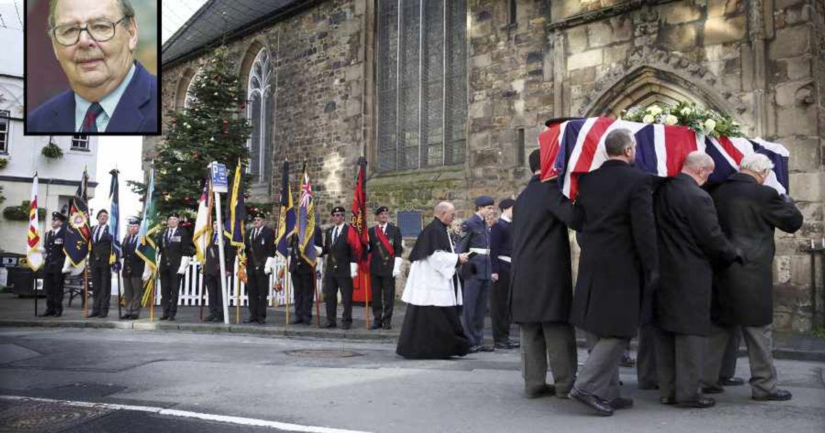Hundreds at funeral of island's famous son